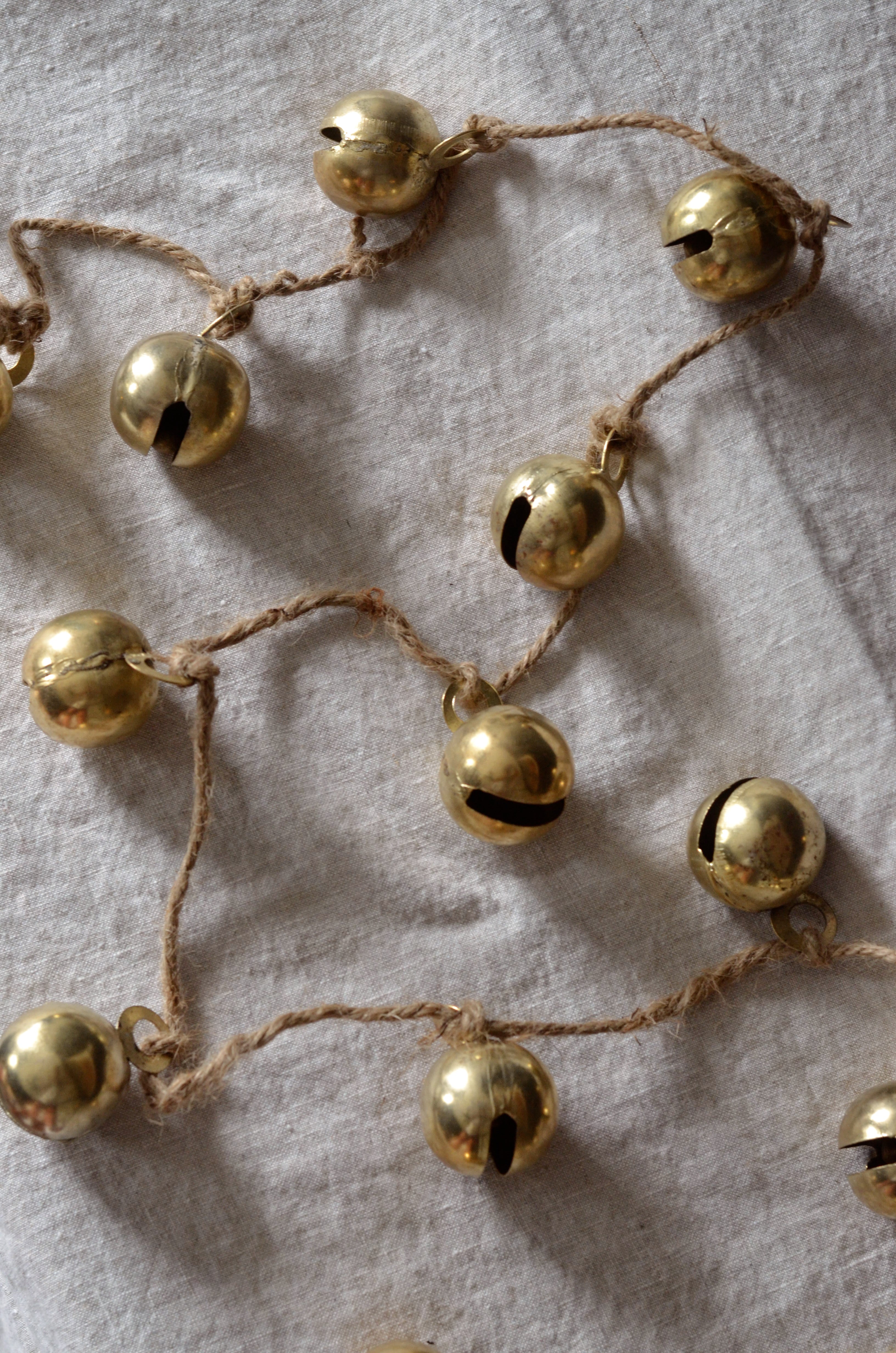Jingle Bell Garland – Tableshoppe Co.